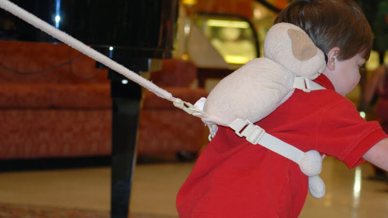 Child Leashes – The CONTROVERSIAL child safety device - Moms Austin